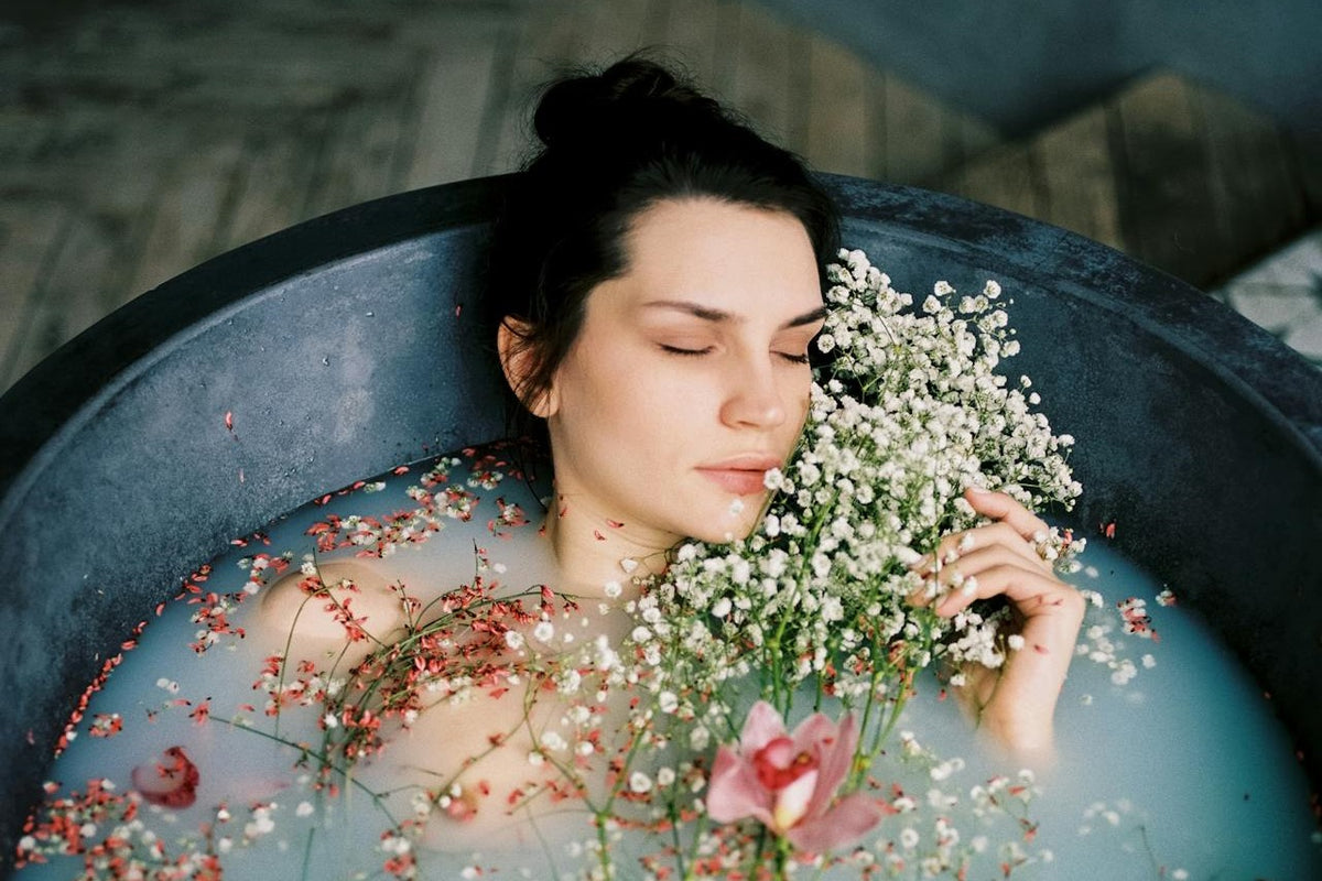 Spiritual Bath: How to Create a Healing Ritual – Sea of Solace